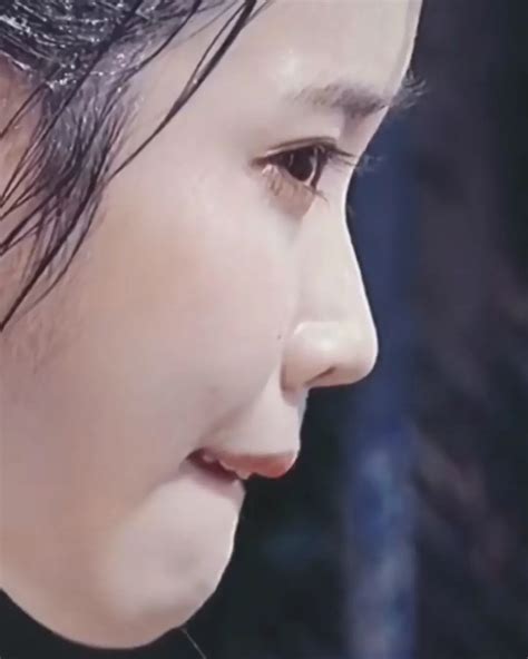 유종수 아이유 예쁜 사진 앞의 유사사진이 합성사진임을 확인후 삭제하고 대체함 Instagram