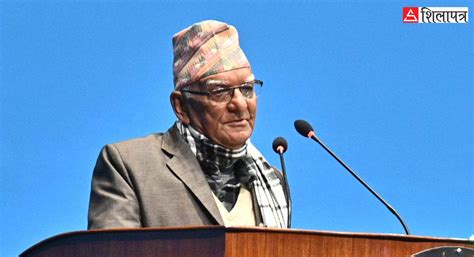 प्रधानमन्त्री प्रचण्डलाई चित्रबहादुर केसीले भने भ्रष्ट मान्छेको सहारा