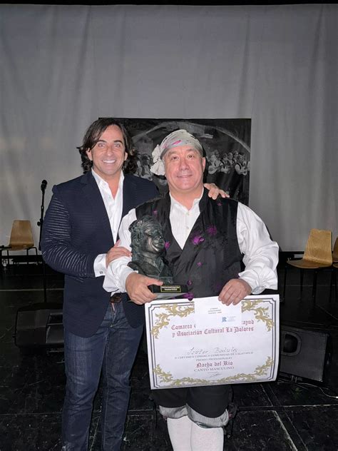 Javier Badules Conquista El Premio Nacho Del Río Para Profesionales En