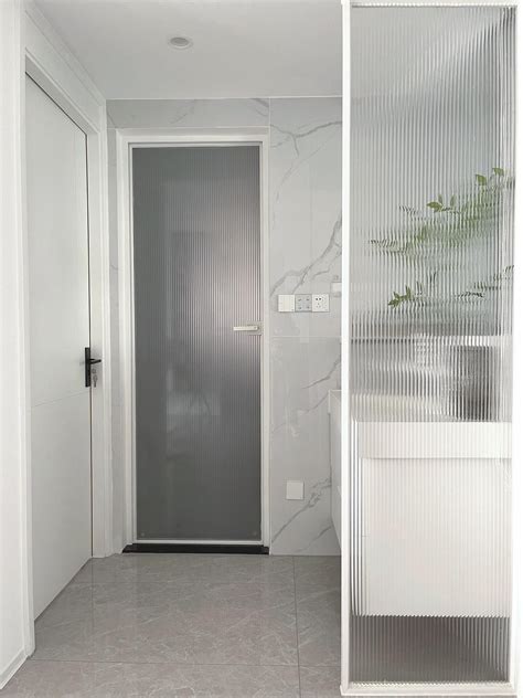 Functional Fixed Partition System For High Quality Workspace Layouts