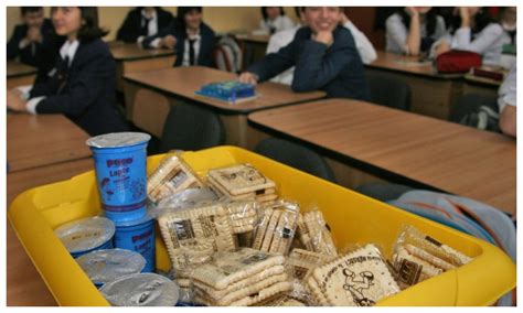 Elevii Din Brașov Fără Corn și Lapte Deşi şcoala A început De Mai