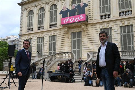 Nace un Govern con muletas España