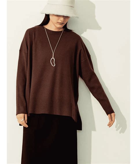 【american Holic】11月におすすめ！大人の「きれいめトップス」5選 4yuuu