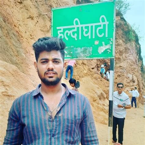 Sumit Rajput (@sumit_21_1) • Threads, Say more
