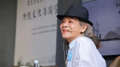蔡志忠服兵役时自学大学美术书籍退伍后为何从漫画转向动画 凤凰网视频 凤凰网