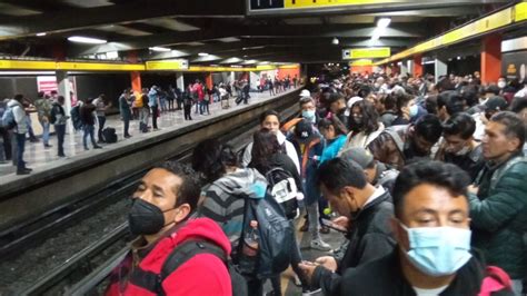 Reportan Retrasos En Cuatro Líneas Del Metro De La Cdmx Usuarios