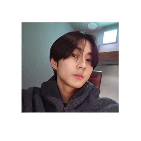 𝐔𝗻𝗂𝗊𝗎𝖾 𝐖ꪱׁׁׁׅׅׅ𝗄𝗂 ！ Wiki ♥️ Singleamino♥️ Amino