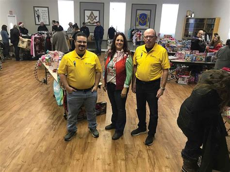 Lower Yellowstone Lodge 90 Hosts Ts From The Heart The Roundup