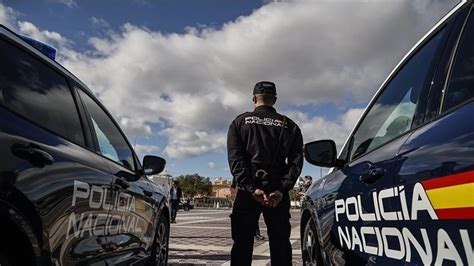 Una Vez Me Salvó La Policía La Historia De Una Joven Cuya Vida Dio