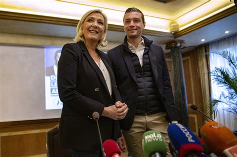 Frances Far Right Taps 27 Year Old To Succeed Marine Le Pen Bloomberg