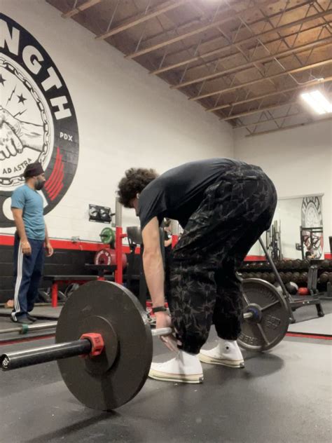 Form Check Row Am I Kipping Too Much Rstartingstrength Form Check Row Am I Kipping Too Much Rstartingstrength