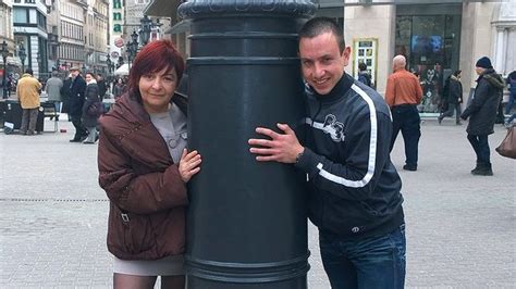 Foto De Sex Hungry Mistress Playing With Her Toy Dude