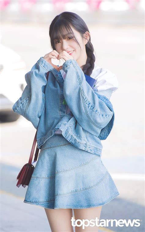 오늘자 출국하는 아이린  인스티즈 Instiz 이슈 카테고리