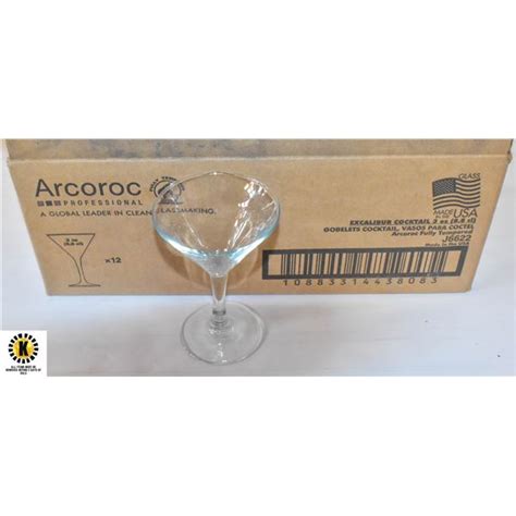 Dozen Arcoroc 3 Oz Excalibre Cocktail Glass