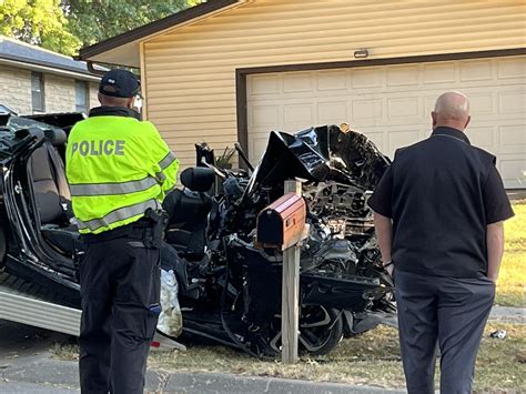 Its Horrific Lincoln Man Tried To Save Six Who Died In Crash