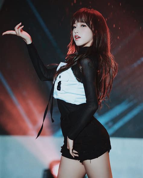 Cheng Xiao R Kpics