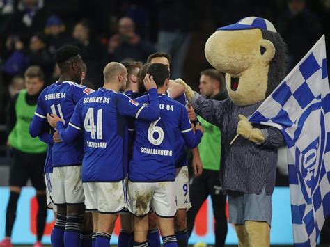 Schalke siegt im Kellerduell gegen Osnabrück Fussballdaten