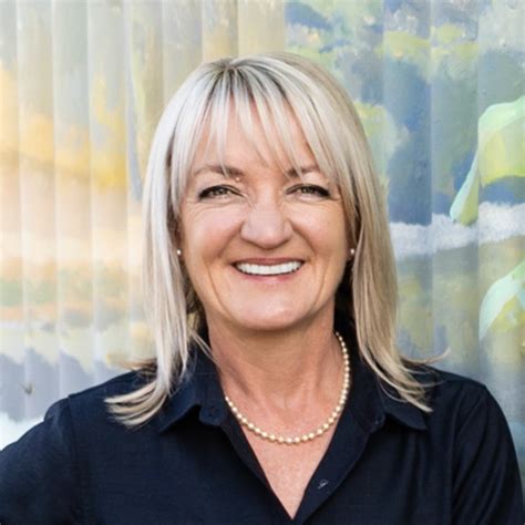 Cindy Loffell Dethridge Groves Real Estate