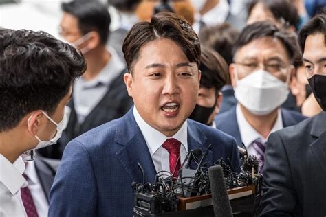 속보 경찰 이준석 전 대표 성 상납 의혹 무혐의 처분“공소시효 지났다” 위키트리