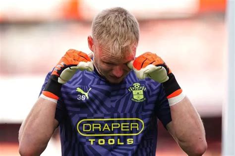 Aaron Ramsdale Moved By Arsenal Fans At Emirates 100percentwinningtips