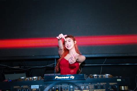 Local Dj Mocks Pui Yi S Decision Of Becoming A Dj Fellow Onlyfans Star Gatita Yan Responds