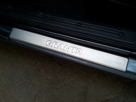 Накладки на пороги "Granta" — Lada Гранта лифтбек, 1,6 л, 2015 года ...