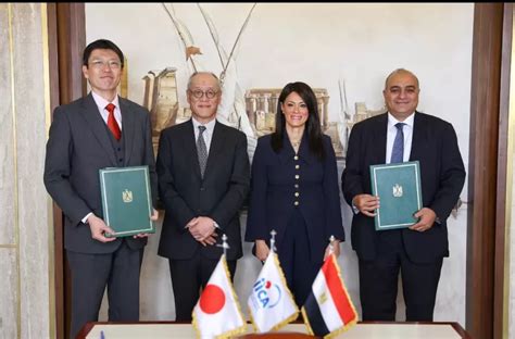 وزيرة التخطيط والتنمية الاقتصادية والتعاون الدولي تشهد حفل توقيع