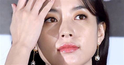 [md포토] 한효주 손으로 가릴 수 없는 미모