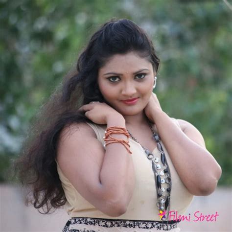actress vasavi reddy latest photos vasavi reddy images