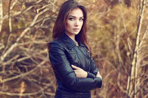 عکس دختر برای پروفایل عکس پروفایل دختر زیبا، فانتزی و تنها