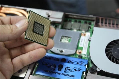 CPU的核心主要包括哪两个部件 百度知道