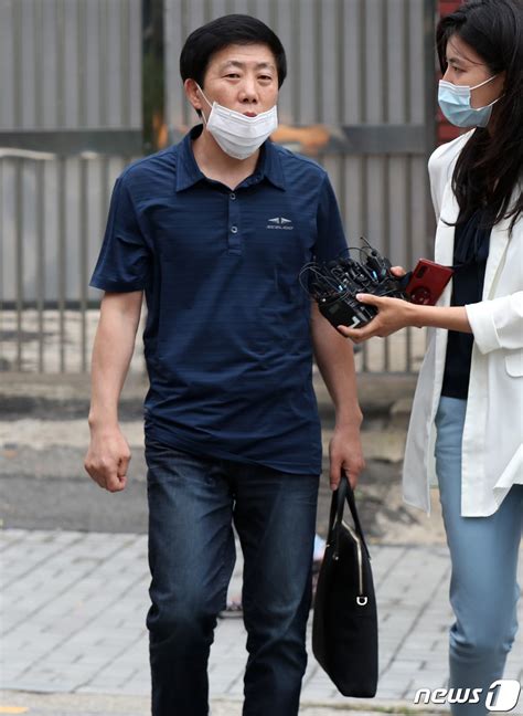 대북전단 살포 박상학 경찰 조사 마치고 귀가