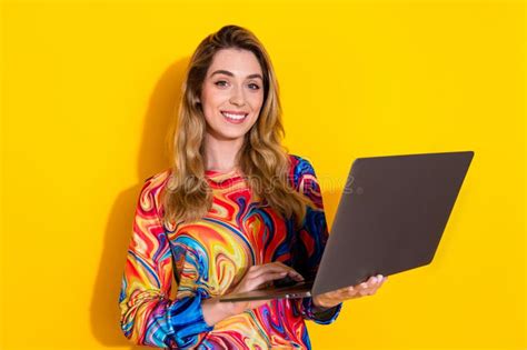 Photo Portrait Of Attractive Young Woman Hold Netbook Dressed Stylish