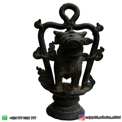 ANTIQUE PENEMUAN PENINGGALAN MAJAPAHIT PATUNG ORNAMEN KUNO BENTUK NANDI