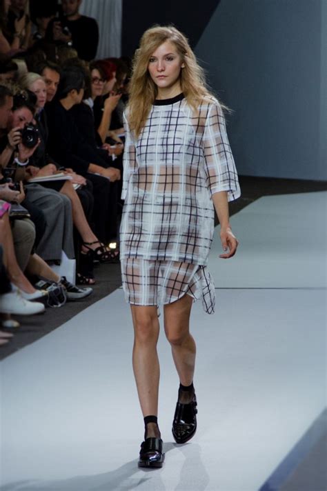 3 1 Phillip Lim S S 13 Models Com MDX