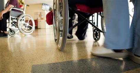 요양원 잔혹사70대 입소자 같은 방 쓰던 90대 노인 폭행