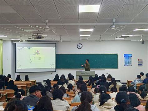 牵手法律援助，保障女生权益——文化与法律学院开展《中华人民共和国妇女权益保障法》宣讲活动