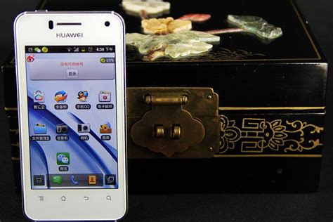 华为火花spark S8600白色版图赏手机太平洋科技
