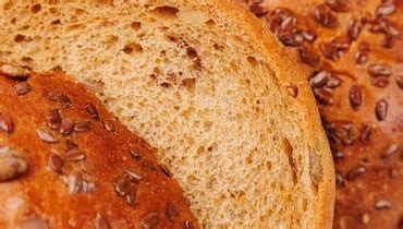 Хлебцы «Зерновые» с бесплатной доставкой на дом из «ВкусВилл» | Москва ...