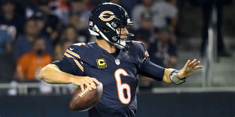 Ranking The Top 5 Chicago Bears Quarterbacks Of All Time