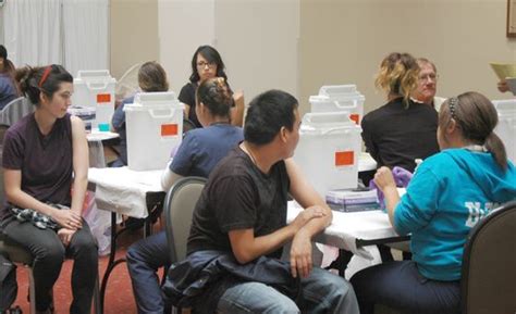 Unm Hospitals Offering Free Flu Shots To The Public Unm Newsroom