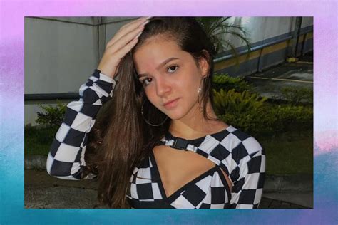 Após Postagens ~suspeitas~ Mel Maia Nega Namoro Com Jogador De Futebol
