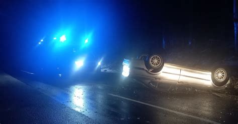 Unfall wegen Straßenglätte