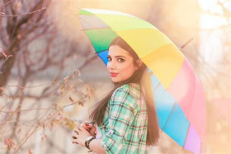 Persian Girl Problems And How To Win Over Her Heart Dating Across