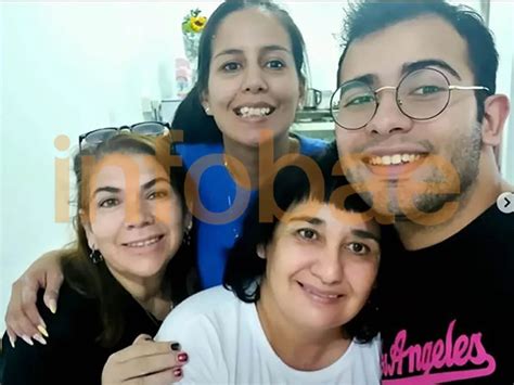 Caso Cecilia Strzyzowski El álbum De Fotos De Los Sena Que Derrumba La