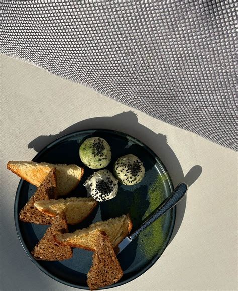 Edem Ресторан Готель Бережани 🌞 Друзі в таку спеку немає нічого