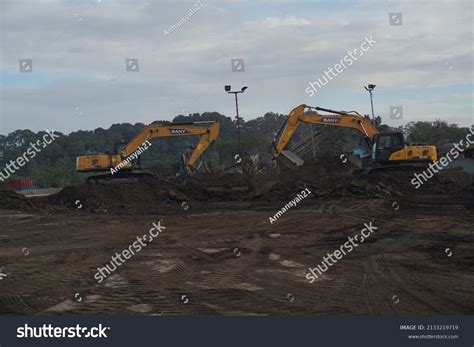 150 imágenes de Barge being loaded Imágenes fotos y vectores de stock Shutterstock