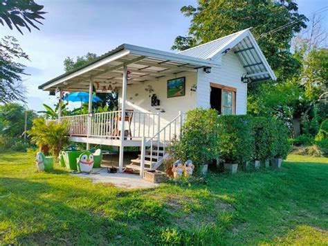 บ้านสวนพอเพียง โทนสีขาว ขนาด 6 6 เมตร งบ 200 000 ท่ามกลางธรรมชาติ