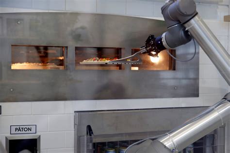 Pizza Making Robot With 3 Arms To Challenge Traditional Chefs Around
