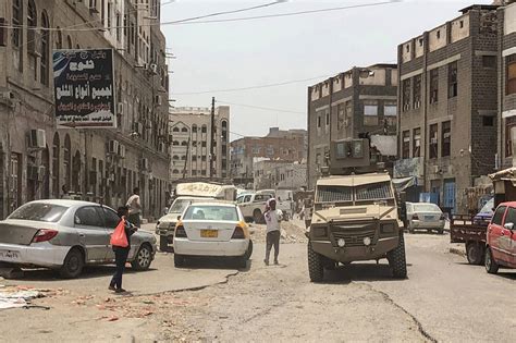 الانتقالي في جنوب اليمن يستجيب لتحالف دعم الشرعية ويبدأ الانسحاب من
